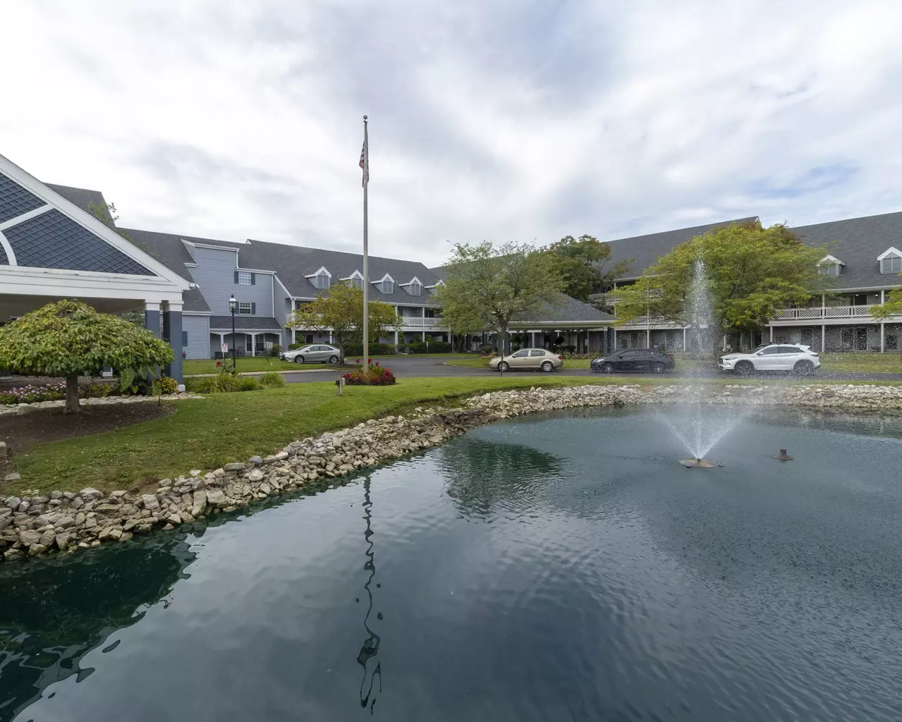 Independent Living | StoryPoint Cincinnati (New England Club), OH